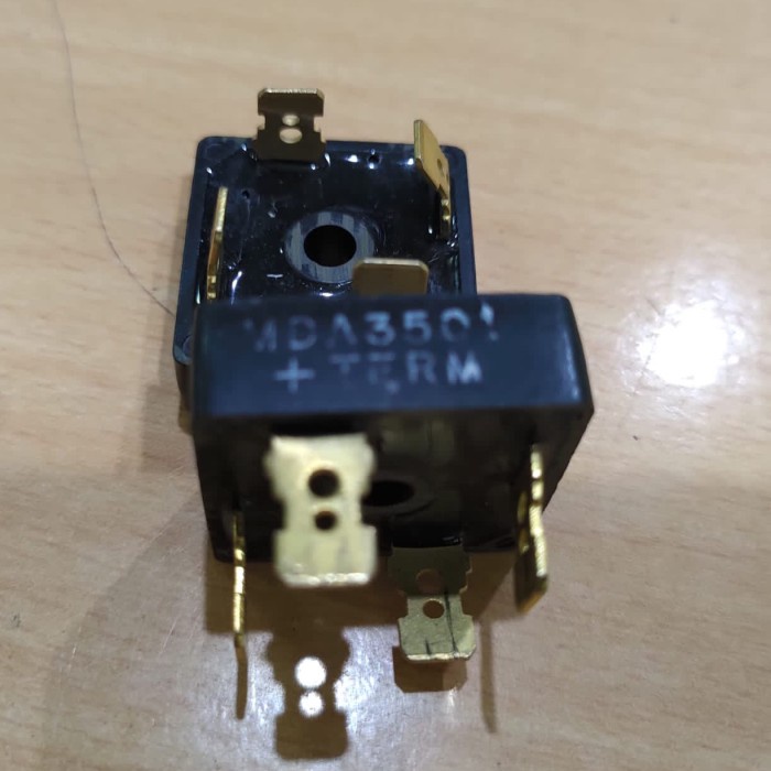 Jual DIODA 35A DIODE BRIDGE MDA 3501 KAKI GOLD PIN GOLD TS27 | Shopee ...