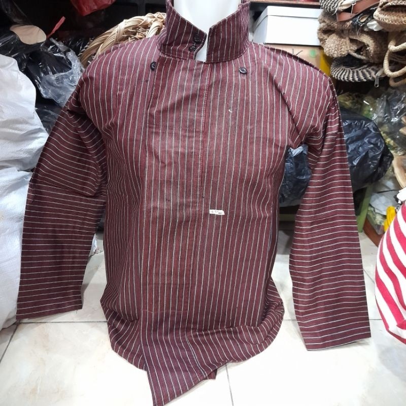 Jual surjan lurik tenun desa merah abu garis kecil Lurik | Shopee Indonesia