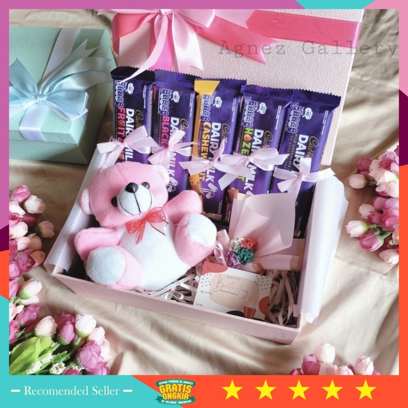Jual Kado buat kekasih valentine hampers coklat bunga boneka /Hampers ...