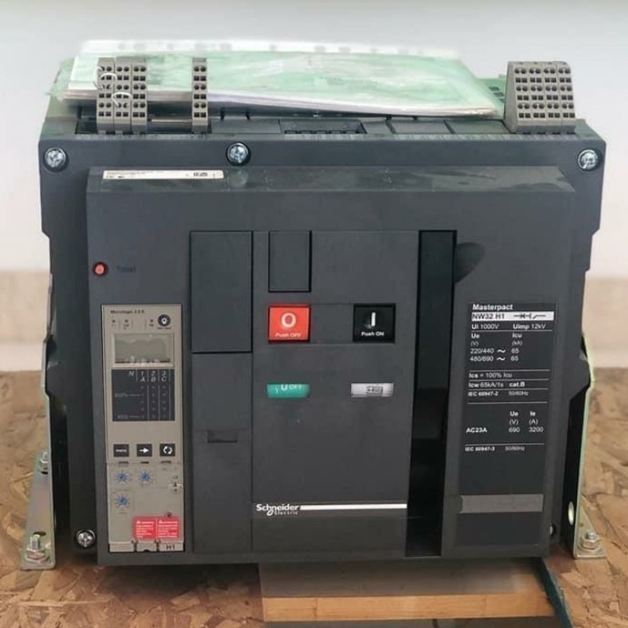 Jual ACB SCHNEIDER Masterpact NW25H13F2EH 3P 2500A 65kA manual Schneider Electric Masterpact ...