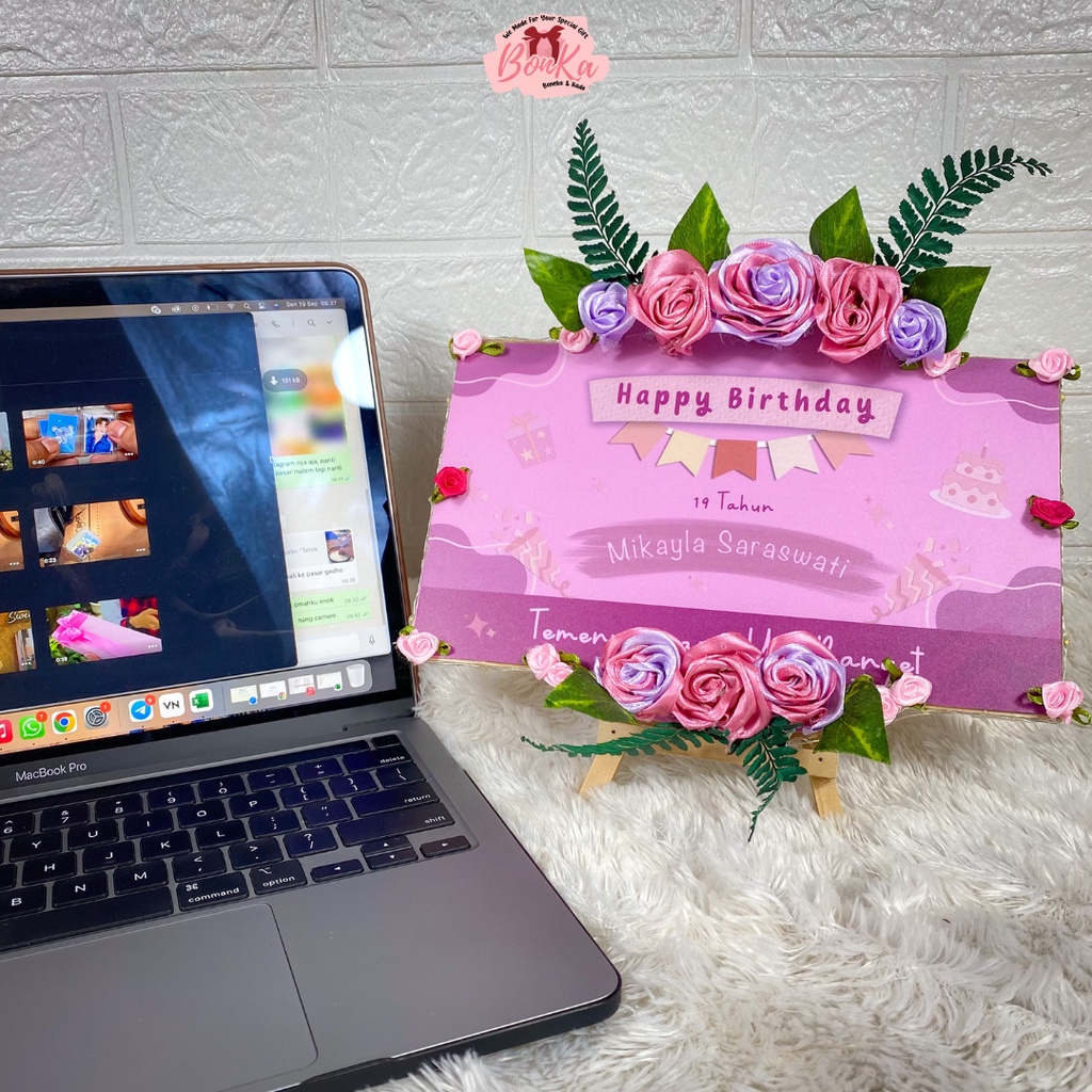 Jual Papan Karangan Bunga Mini Bis Custom Ucapan Selamat Wisuda Wedding ...