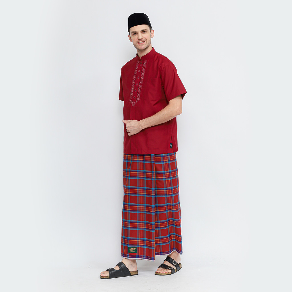 Jual Sarung ATLAS Favorit Kombinasi Merah Bata | Shopee Indonesia