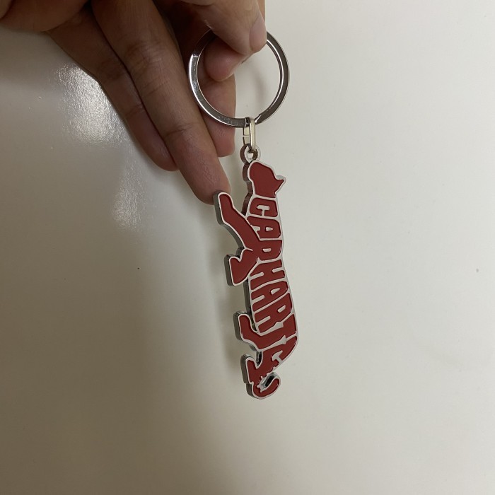 Jual Carhartt WIP Rocky Keychain Gantungan Kunci Siluet Kucing ...