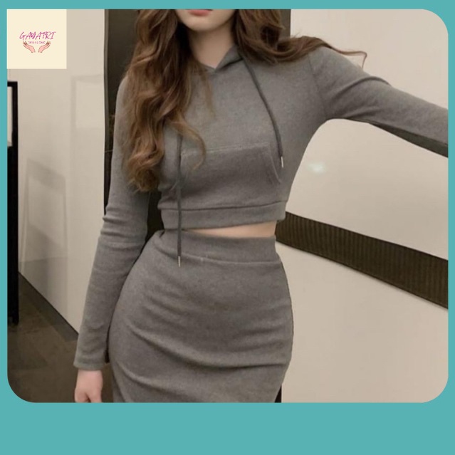 Jual One Set Kekinian Korean One Set Long Sleeve Crop Sweatshirt + Midi ...