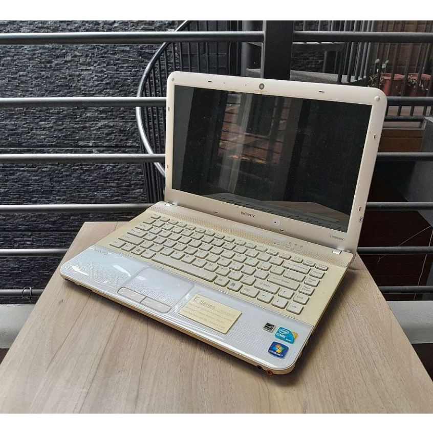 Jual Laptop Sony Vaio VPCEA35FG Intel Core i3 M 370 Ram 2Gb Hdd 320Gb ...