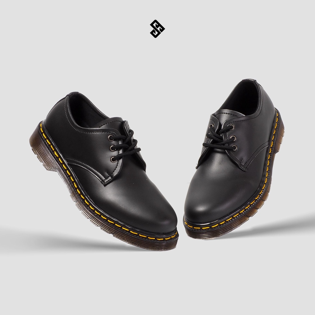 Jual BT KOBE V2 BLACK sepatu docmart cowok sepatu docmart pria sepatu ...