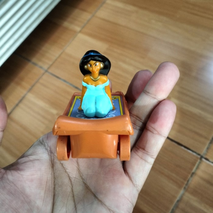 Jual Mainan Happy Meal Figure Aladdin Jasmine - Mc Donald Toys | Shopee ...