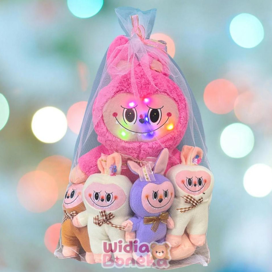 Jual SS22 boneka labubu beranak 4pcs, induk labubu sudah lengkap lampu ...