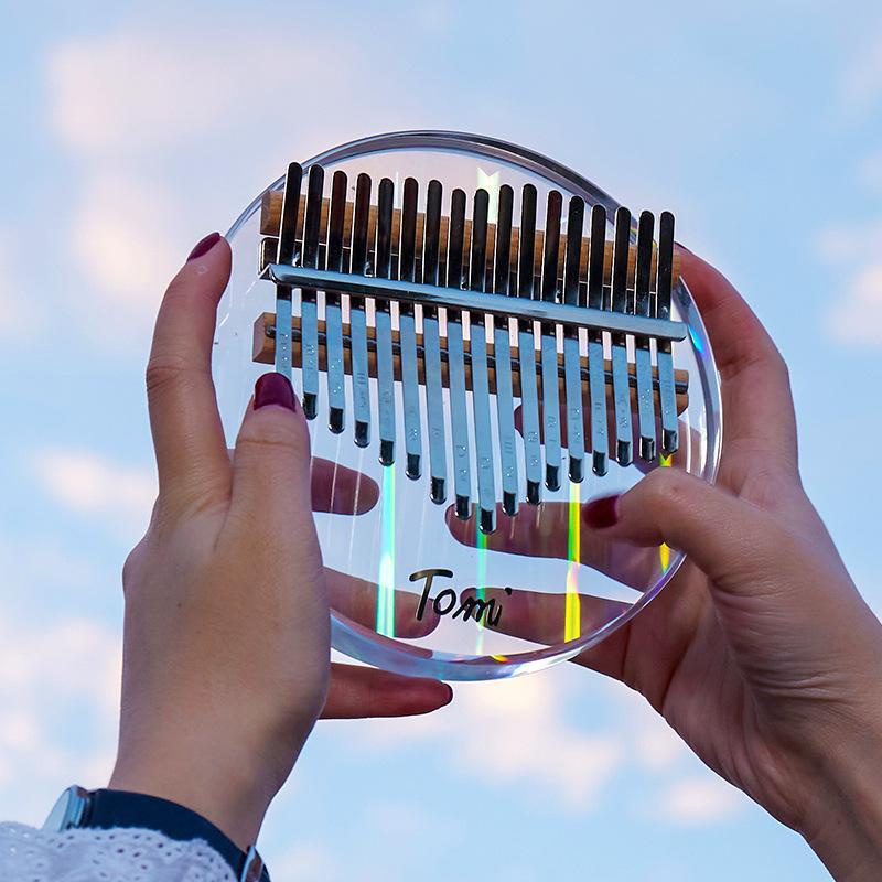 Jual Piano Jari Kristal Bulat, Piano Pelangi 17 Nada Kristal Kalimba ...