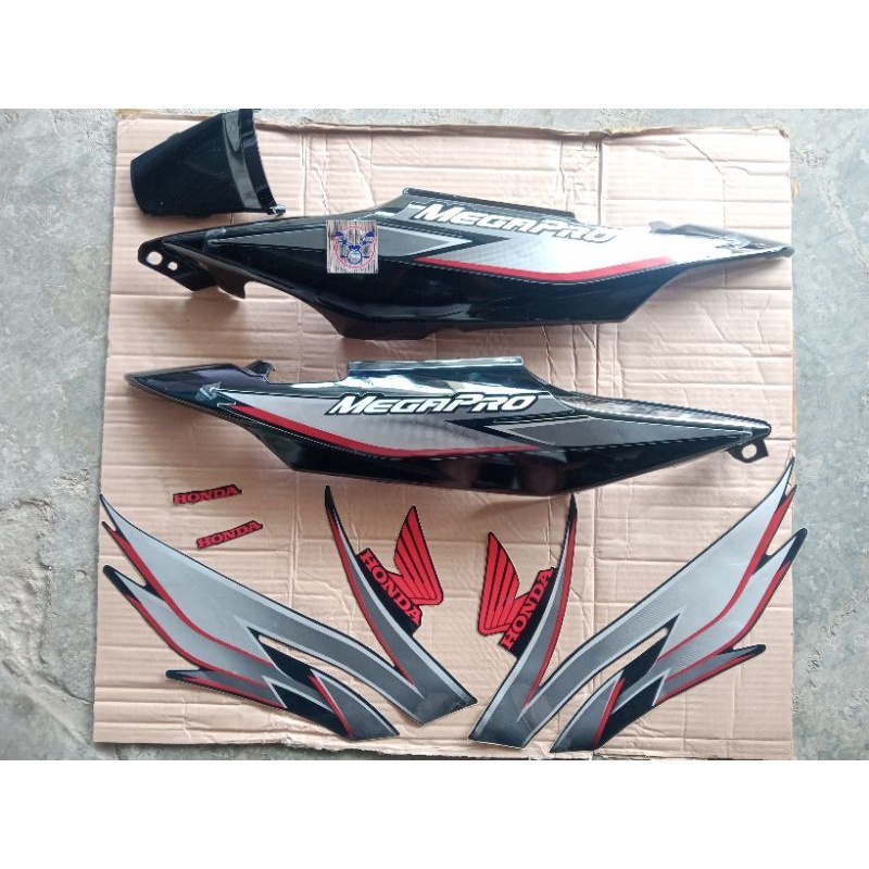 Jual [COD] body belakang Megapro Primus set stiker 2008 hitam merah ...