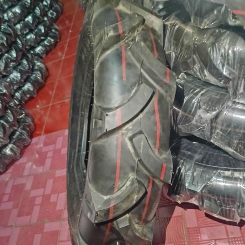 Jual Ban Motor TRAKTOR BAJAK SAWAH Tracktor Ukuran 550-13 Primaax BAN ...