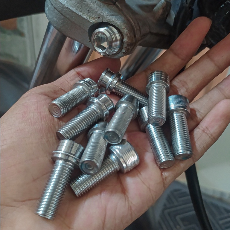Jual Baut T bawah ninja R stainless custom bubut harga 1pcs | Shopee Indonesia