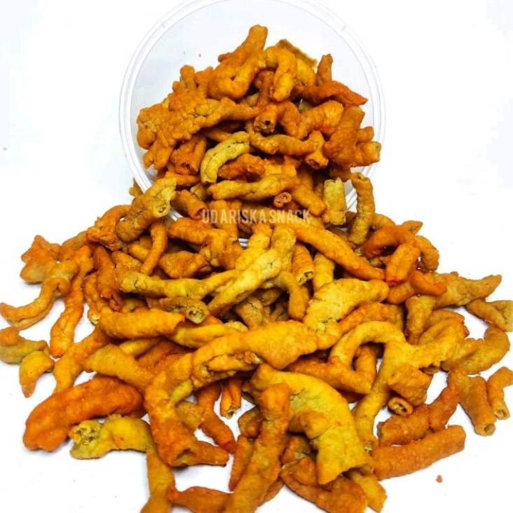 Jual KERIPIK USUS CRISPY AYAM 500gr PEDAS BALADO SSG | Shopee Indonesia