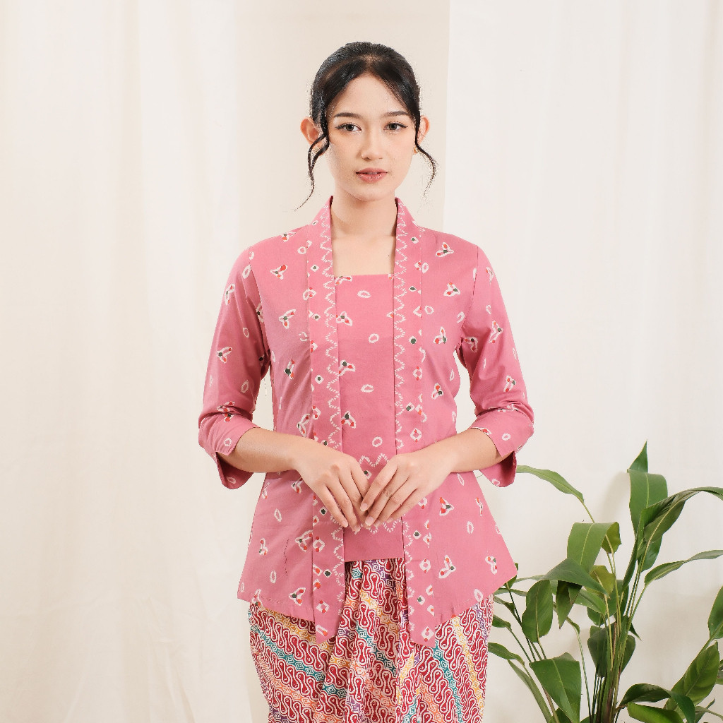 Jual LURIK Kebaya Kutu Baru Modern Batik Cap Jumputan By Khalisa Batik- Kinasih Pink | Shopee ...