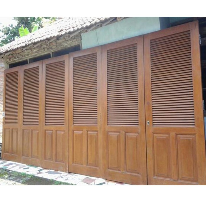 Jual Pintu Garasi Krepyak Klasik Minimalis/Daun Pintu Garasi Kayu ...