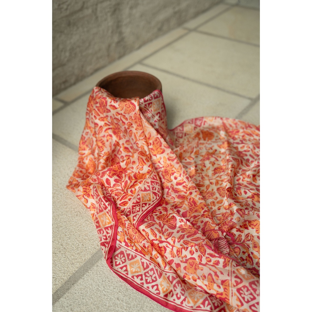 Jual BATIK RATU Syal Batik Sutra Orange 08 | Shopee Indonesia