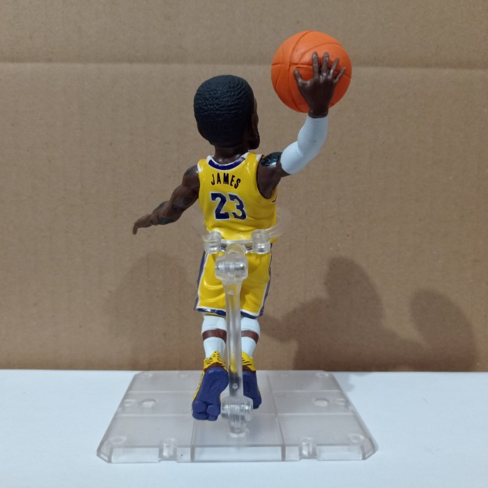 Jual LEBRON JAMES Los Angeles Lakers NBA Action Figure | Shopee Indonesia