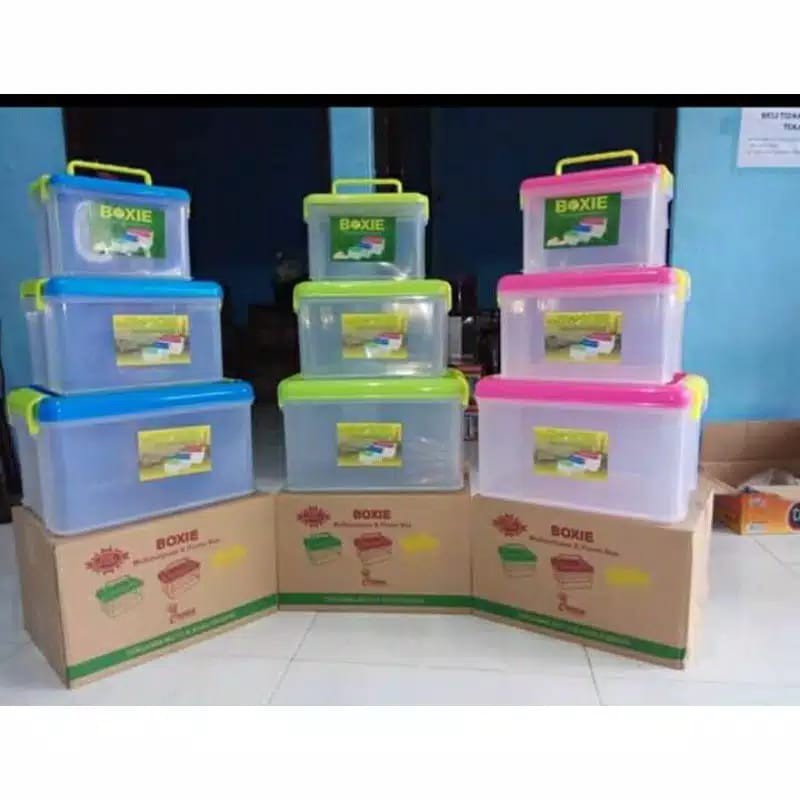 Jual Box Plastik Transparan Parcel Boxie Container 1 set isi 3 | Shopee ...