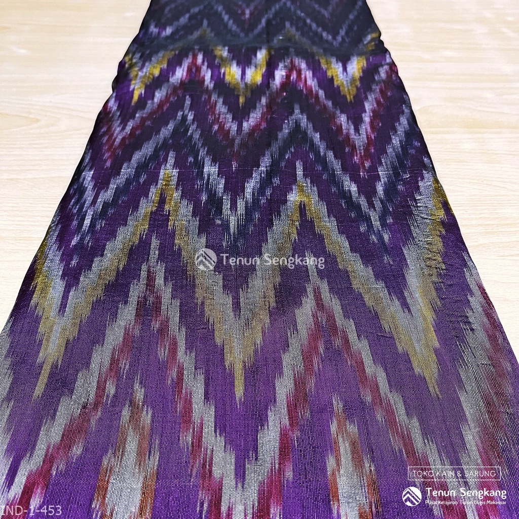 Jual Kain Tenun Ikat Sutra Bugis Makassar Ungu - Tenun Sengkang IND-1-453 (Harga per 0,5 Meter ...