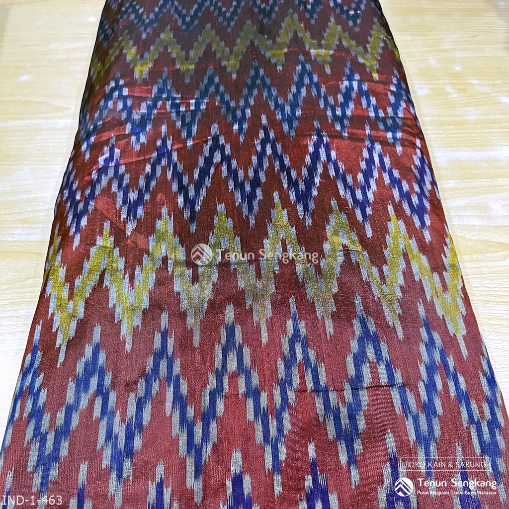 Jual Kain Tenun Ikat Sutra Bugis Makassar Marun - Tenun Sengkang IND-1-463 (Harga per 0,5 Meter ...