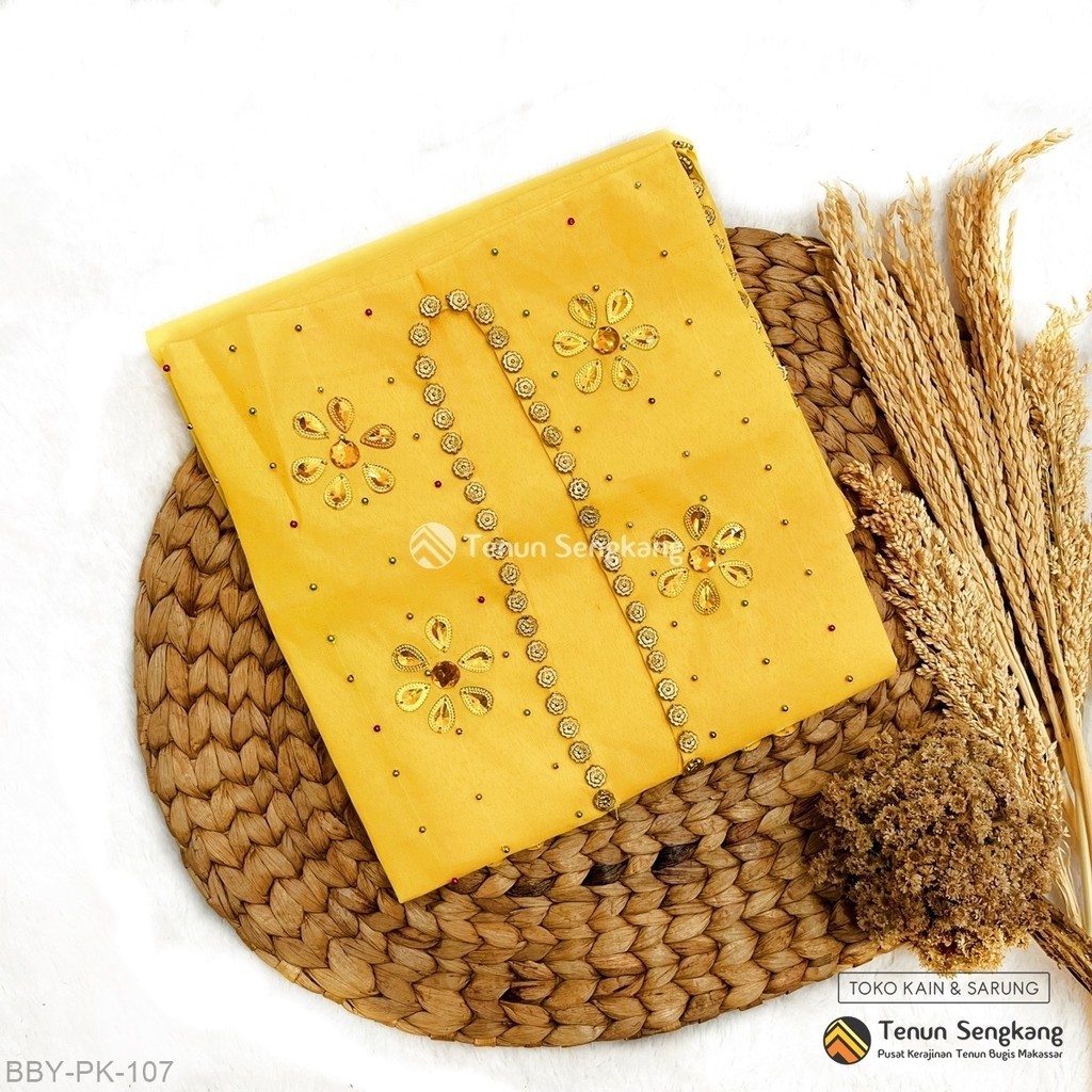 Jual Baju Bodo Berpayet Adat Bugis Makassar Dewasa Tokko Asli Lengan Pendek Kuning Emas - Tenun ...
