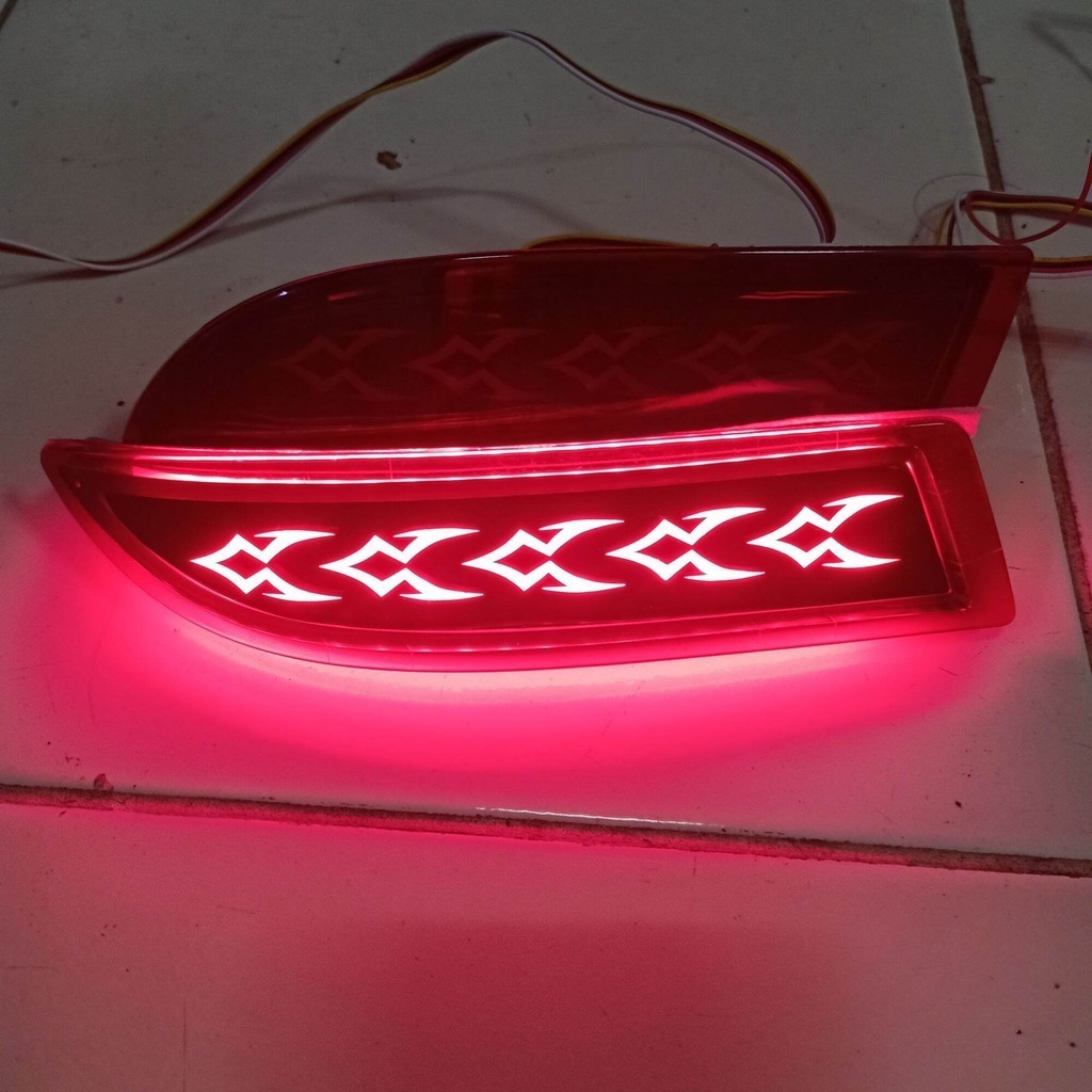 Jual Lampu Reflektor LED Bumper Belakang Running Mobil Toyota All New ...
