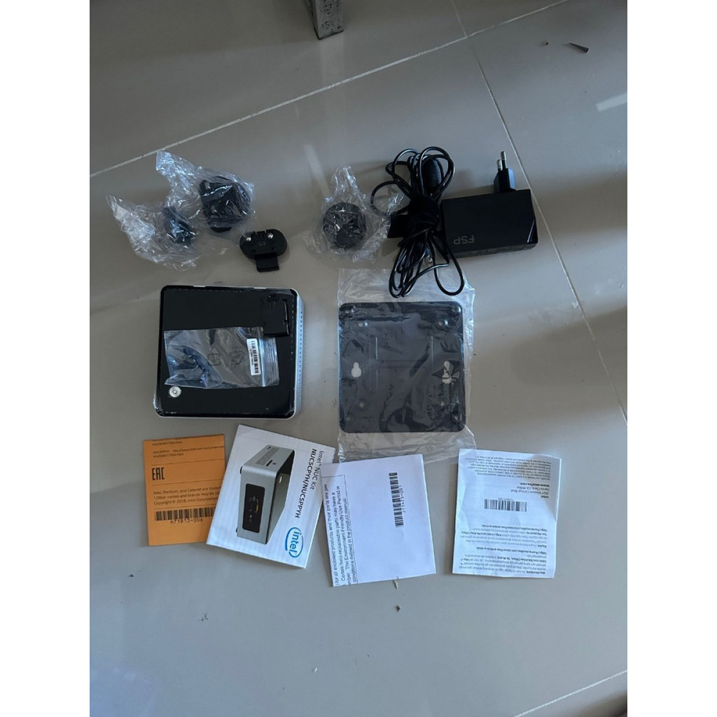 Jual Intel NUC Kit NUC5CPYH Celeron N3060 Tanpa Ram dan HDD | Shopee ...