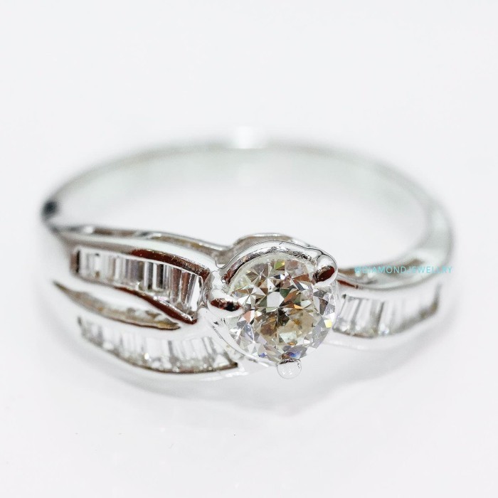 Jual Diamond Ring - Cincin Berlian - 01030513 - Diamond Jewelry MAG ...
