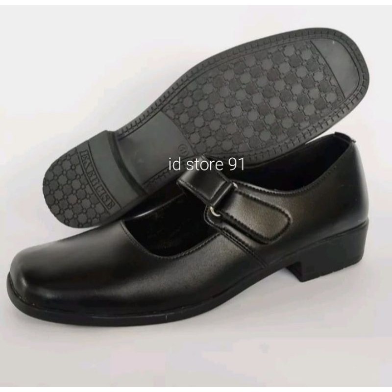 Jual Sepatu Pantofel Wanita Formal / Sepatu Paskibra Hak 3 Cm | Shopee ...