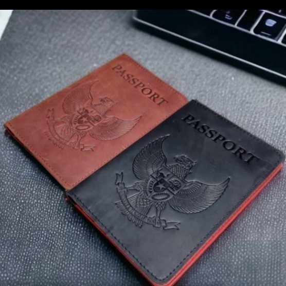 Jual Sampul Cover Paspor Garuda Indonesia Kulit Asli ISHIYA / Buku ...