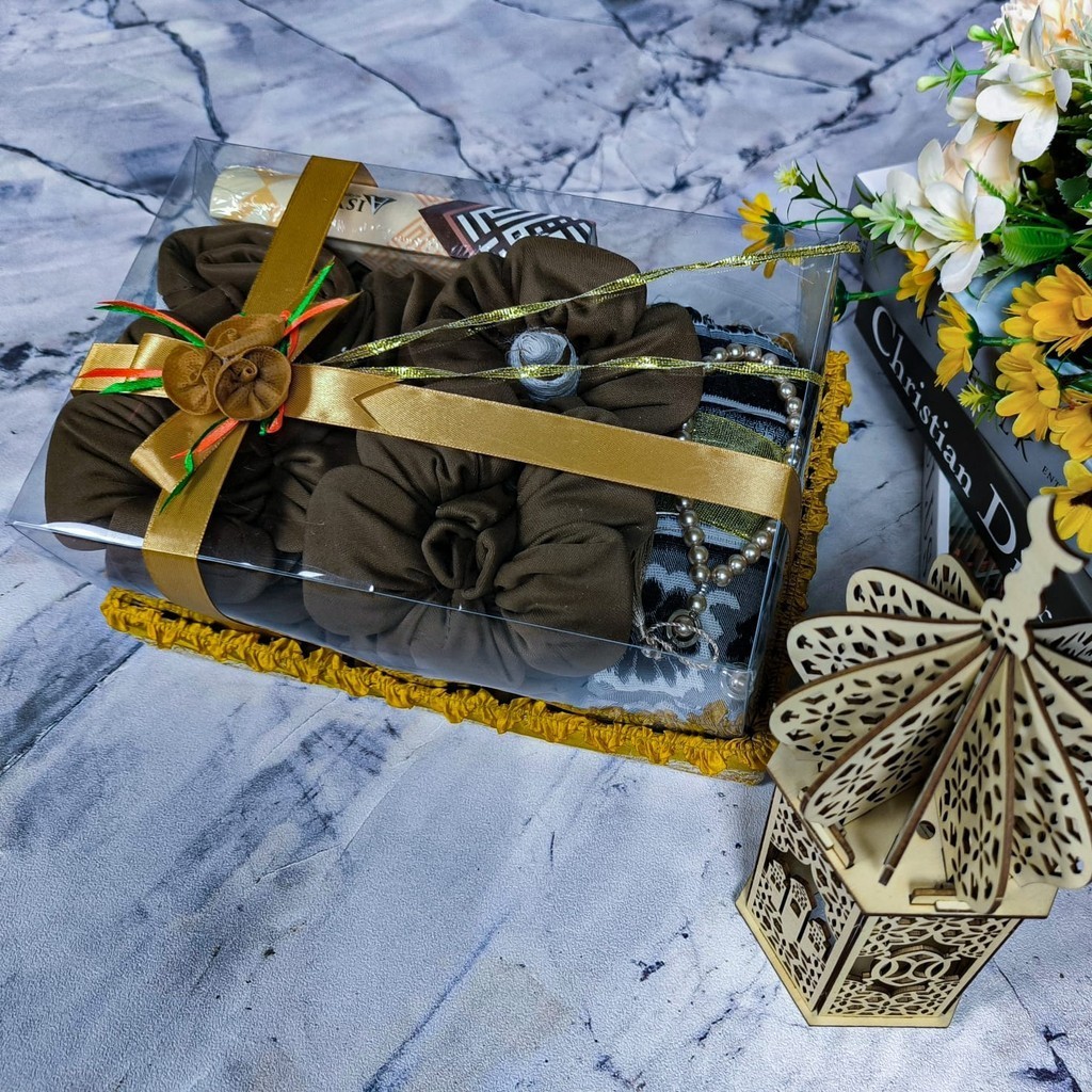 Jual paket mahar seperangkat alat sholat/ paket mukenah sajadah dan ...