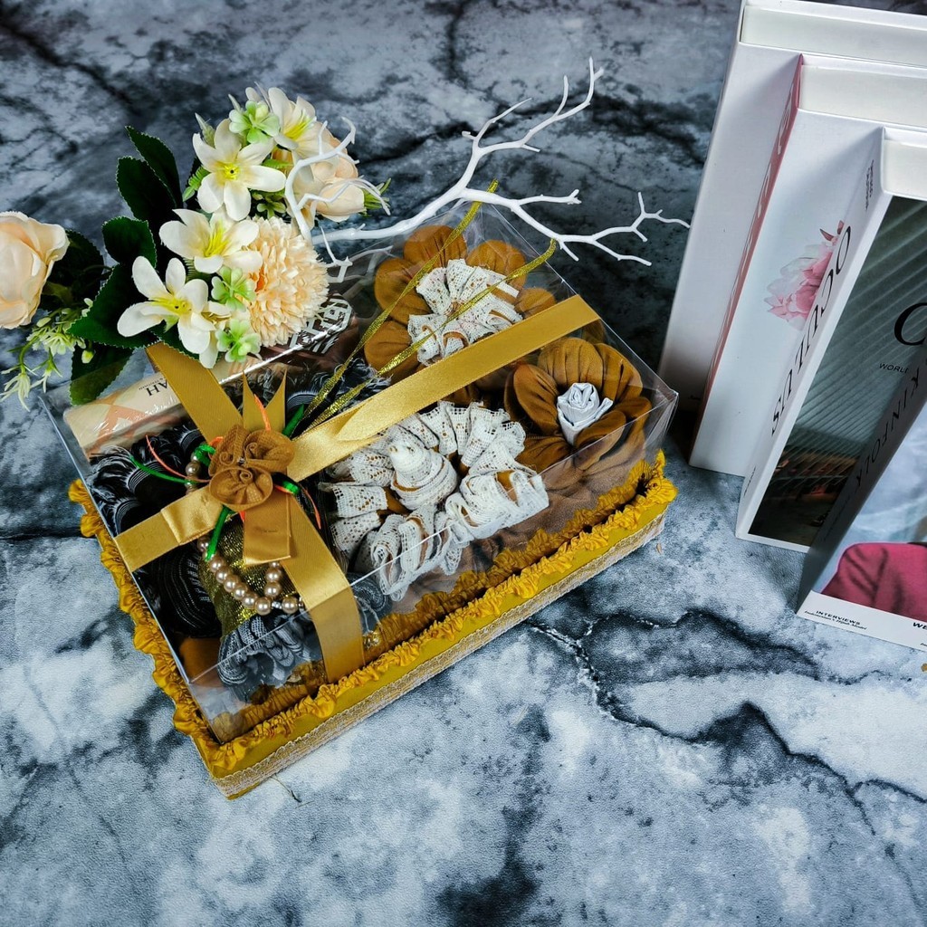 Jual alat sholat wanita/ alat solat seserahan pernikahan/ hantaran ...