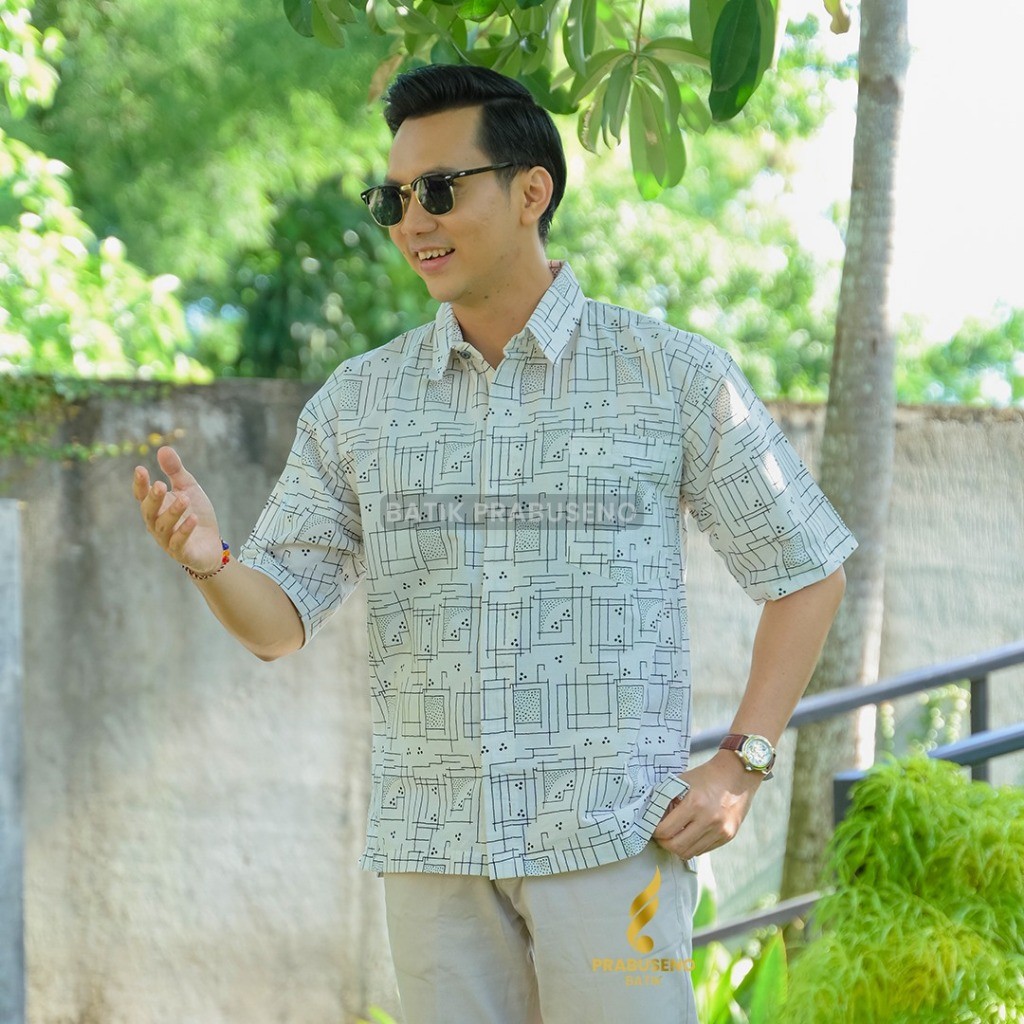 Jual SKETSA PUTIH PENDEK KEMEJA BATIK PRIA REGULER KATUN PRINTING HEM ...