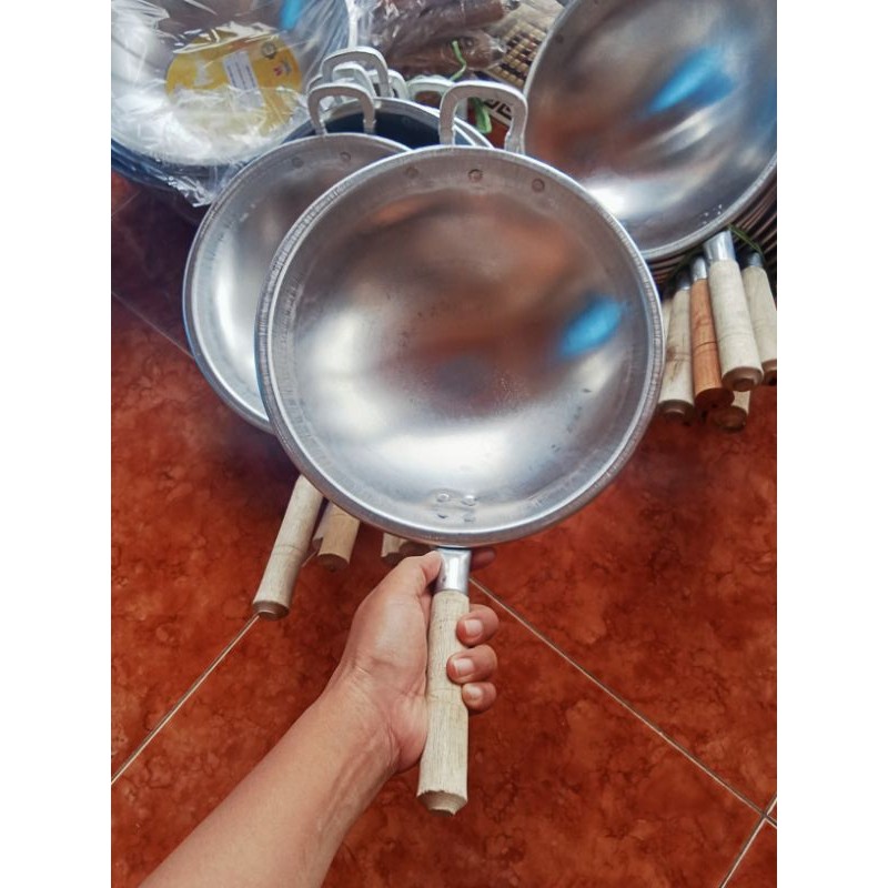 Jual WAJAN SEBLAK WAJAN NASI GORENG / WAJAN kecil gagang kayu murah ...