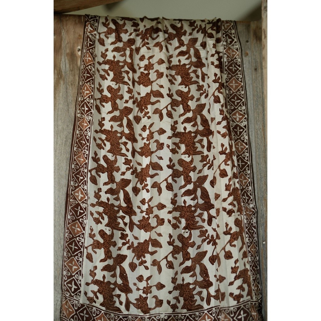 Jual BATIK RATU Syal Batik Sutra Brown 07 | Shopee Indonesia