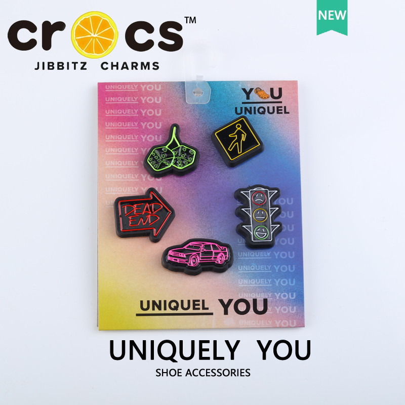 Jual Jibbitz crocs charms set Shoe Buckle Car Pedestrian Traffic Light ...