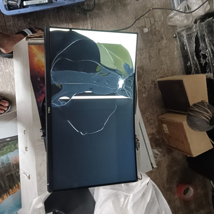 Jual Monitor curved AOC 27 inch lcd pecah | Shopee Indonesia