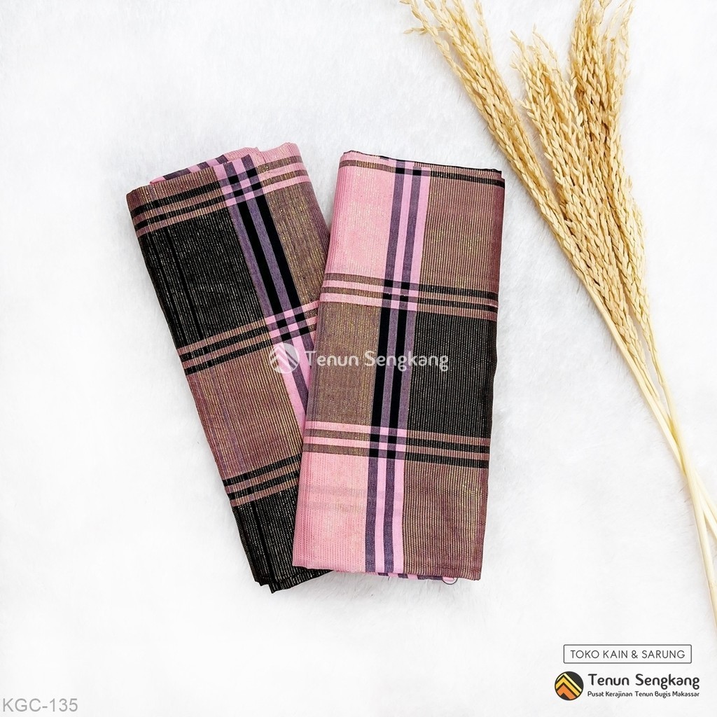 Jual Sarung Bugis Makassar Kotak Genggang Pink Hitam- Tenun Sengkang ...