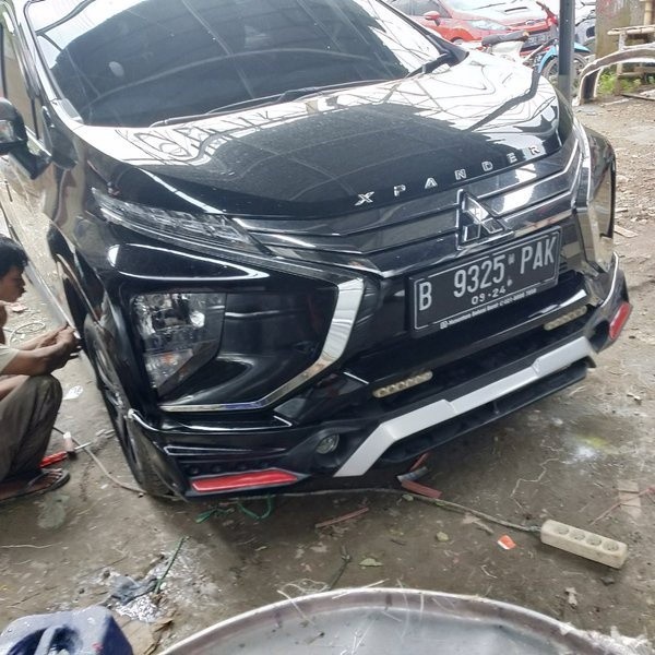 Jual BIG SALE BODYKIT Mitshubishi Xpander mentah istimewah BODY KIT ...