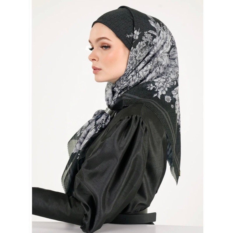 Jual Buttonscarves Florescent Series Exclusive Malaysia Edition dan ...