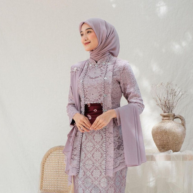 Jual Kebaya Kutu Baru Modern Kebaya Wisuda Lamaran Tunangan Set Kutubaru Full Payet Tunangan ...