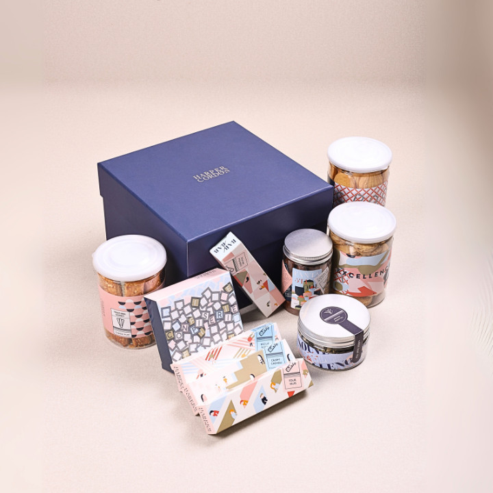 Jual The Indulge Hamper - Harper & Cordon | Shopee Indonesia