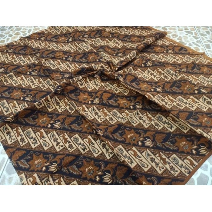 Jual Kain Batik SOLO ( Bahan Paris ) motif sogan seling | Shopee Indonesia