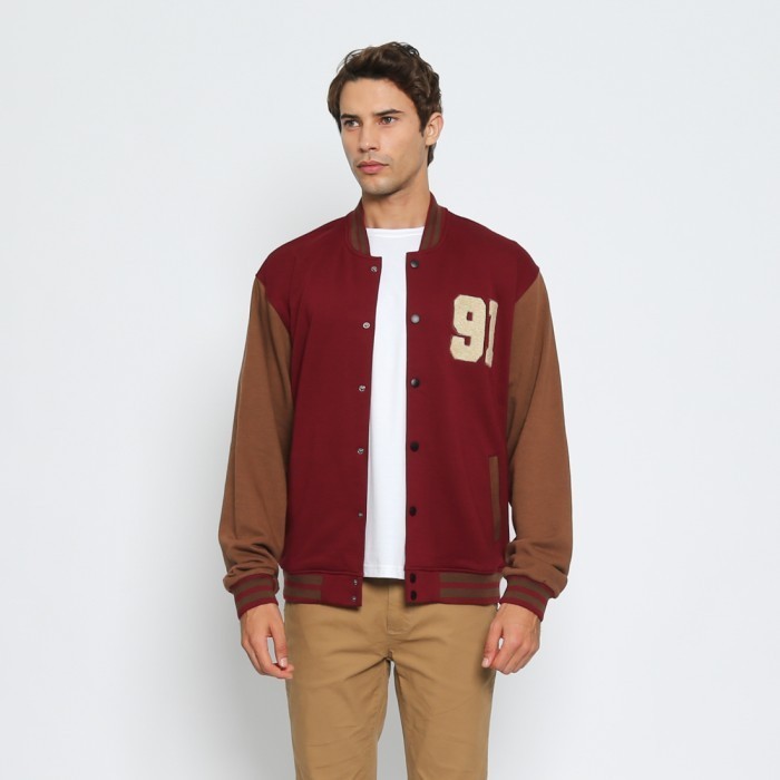 Jual KENT&CREW Jaket Varsity Maroon Pria - C-BJBG09-D5 | Shopee Indonesia