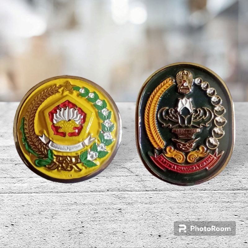 Jual Paket Lencana Dharma Pertiwi dan Lencana Persit KCK | Shopee Indonesia