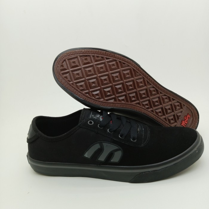 Jual OBRAL Murah Sepatu Motix America Duramo ORIGINAL | Shopee Indonesia