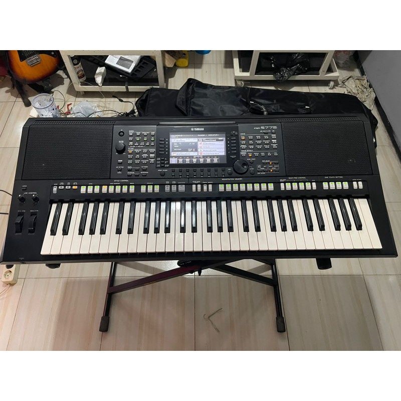 Jual PROMO BULAN RAMADHAN KEYBOARD YAMAHA PSR S775 LIKENEW | Shopee ...