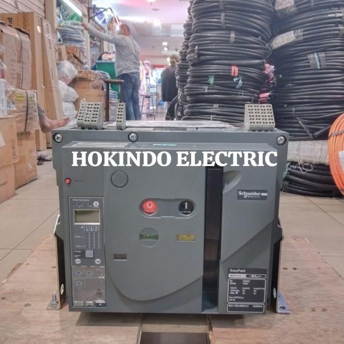 Jual SCHNEIDER ACB MVS 3P 3200A 50KA MVS32N MVS32N3MF2A + MOTORIZED ORI NEW | Shopee Indonesia