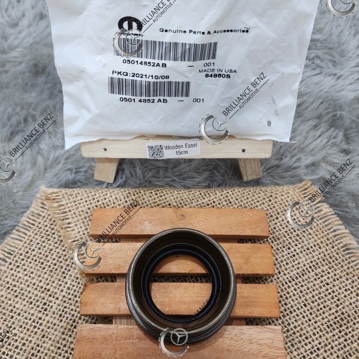 Jual SEAL AXLE DRIVE SHAFT FRONT SEAL GARDAN JEEP JK WRANGLER ...