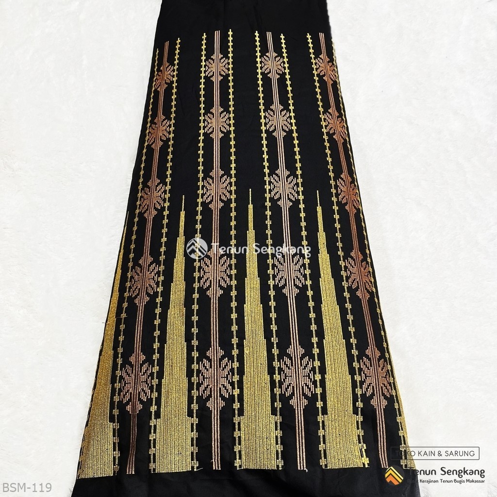 Jual Kain Tenun Sulam Motif Bugis Makassar Hitam - Tenun Sengkang BSM ...